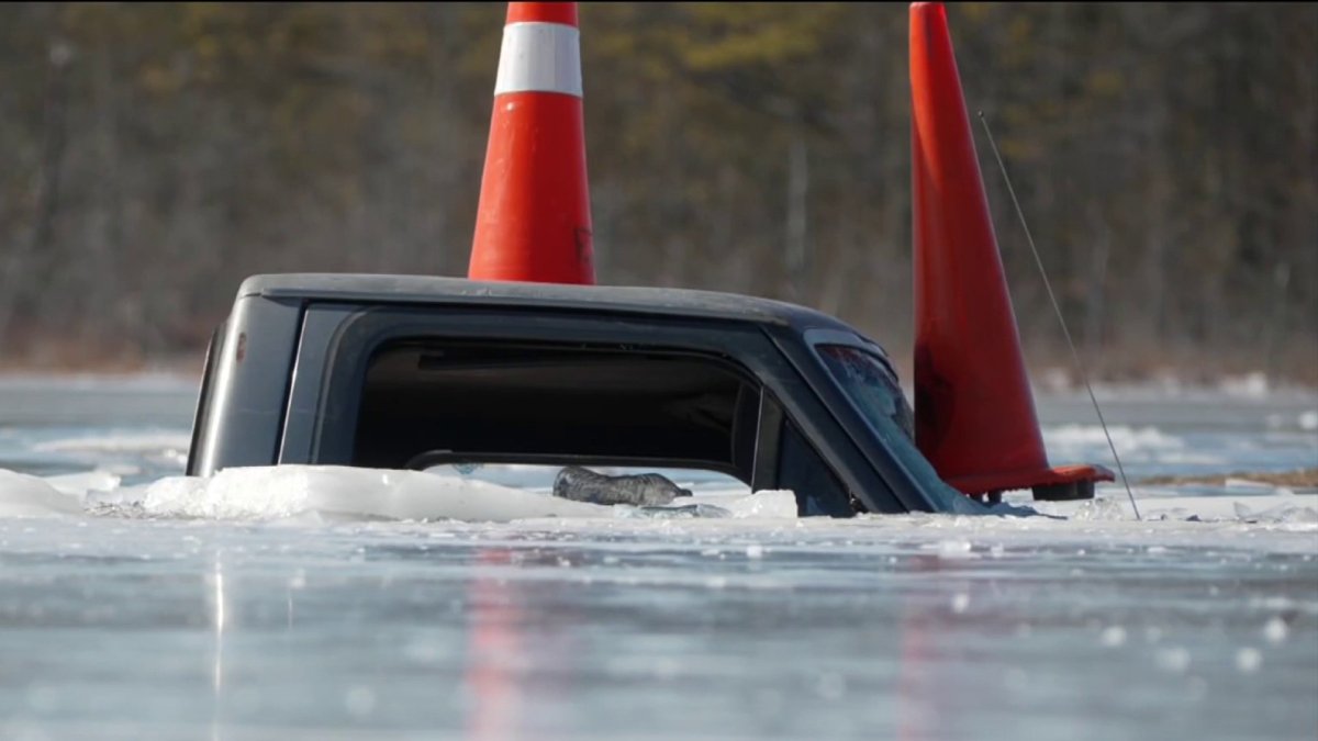 Pickup truck falls through the ice in New Jersey – NBC New York