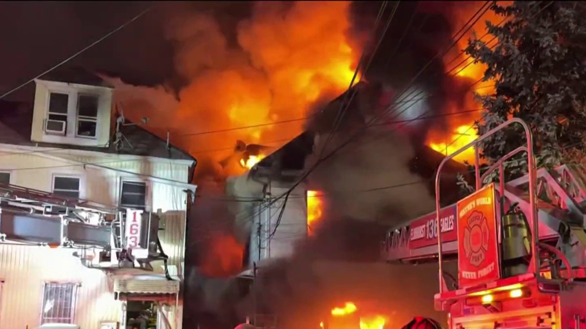 1 dead, 1 missing in Queens fire – NBC New York