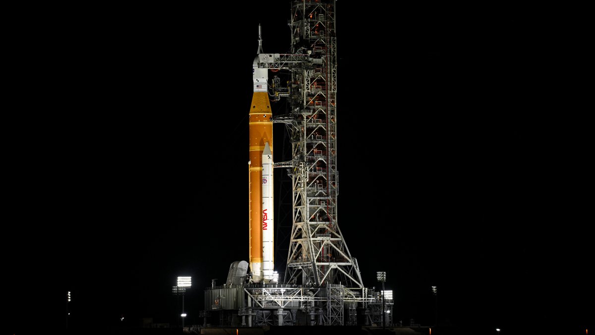 NASA completes moon launch rehearsal after repairing rocket – NBC New York