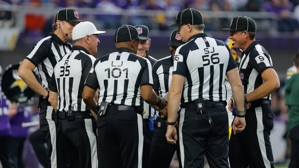 NFL replacement refs enter new stage with background checks, physicals ...