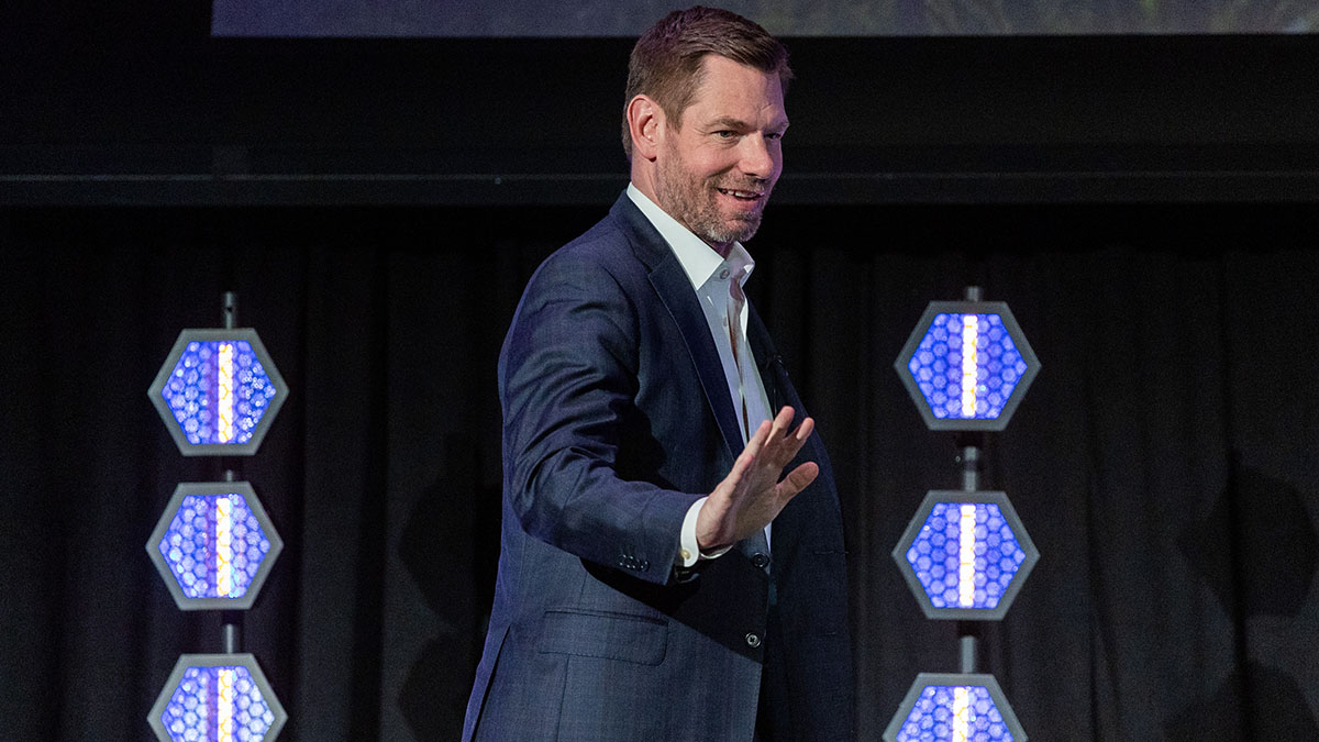 Rep. Eric Swalwell resigns from Congress after sexual assault ...