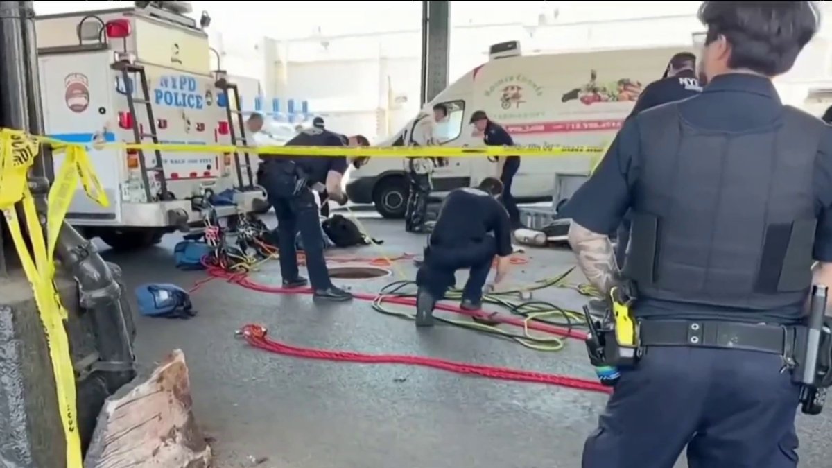 Manhole mystery: NYPD investigating groups seen exiting Brooklyn sewers ...