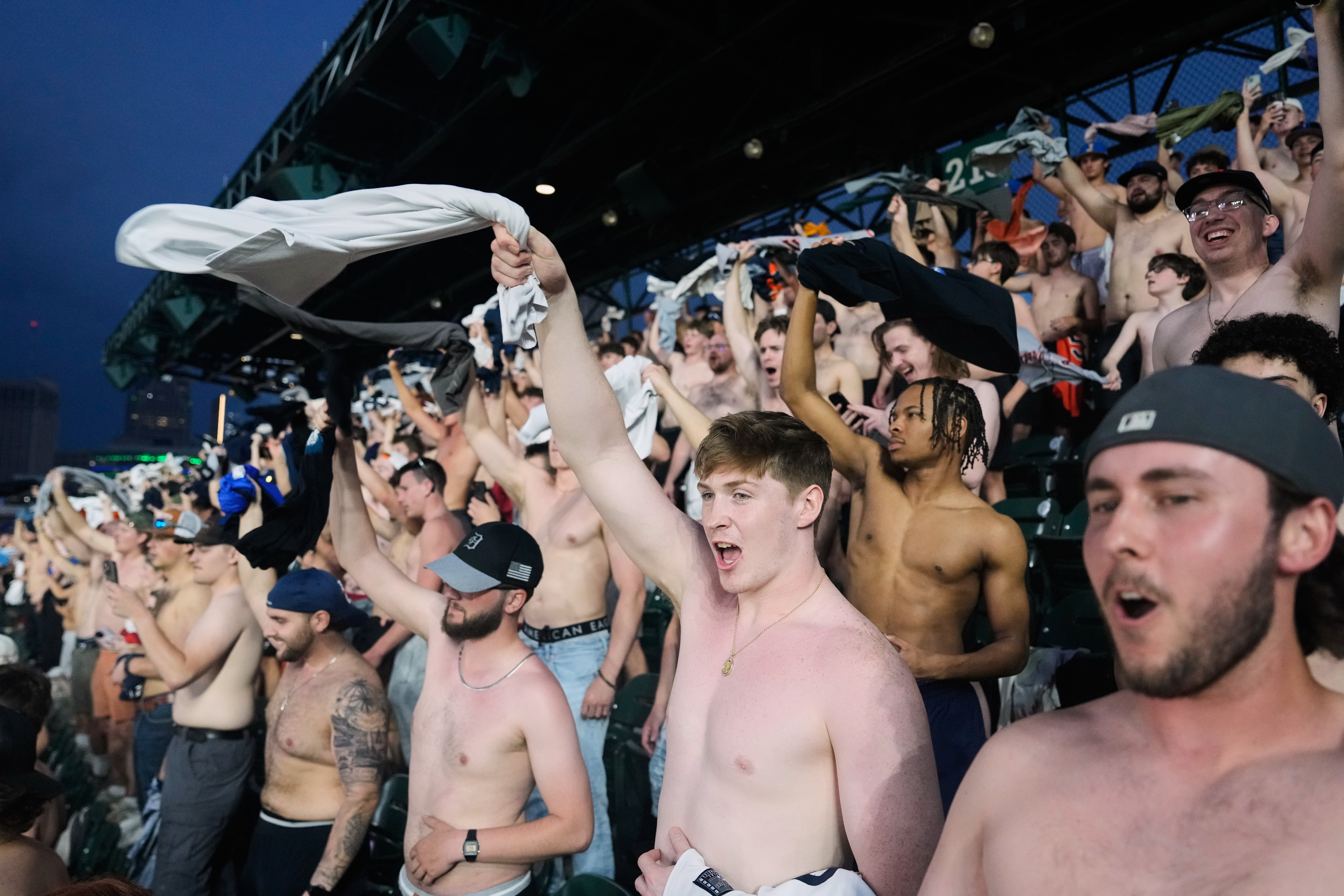 What is the ‘Tarps Off’ trend? Why MLB fans are going shirtless – NBC ...