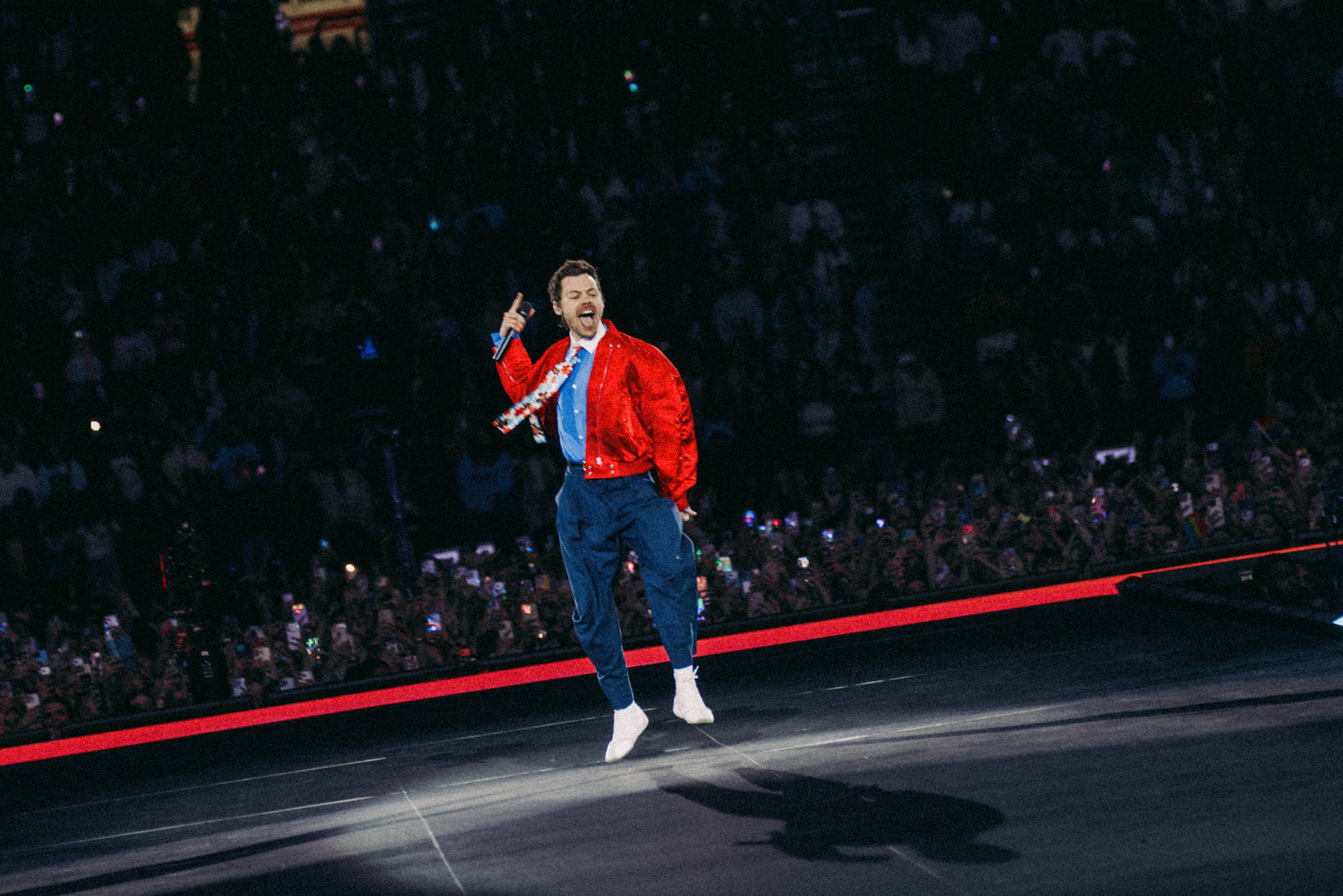 Why are Harry Styles’ fans complaining about his tour? – NBC New York