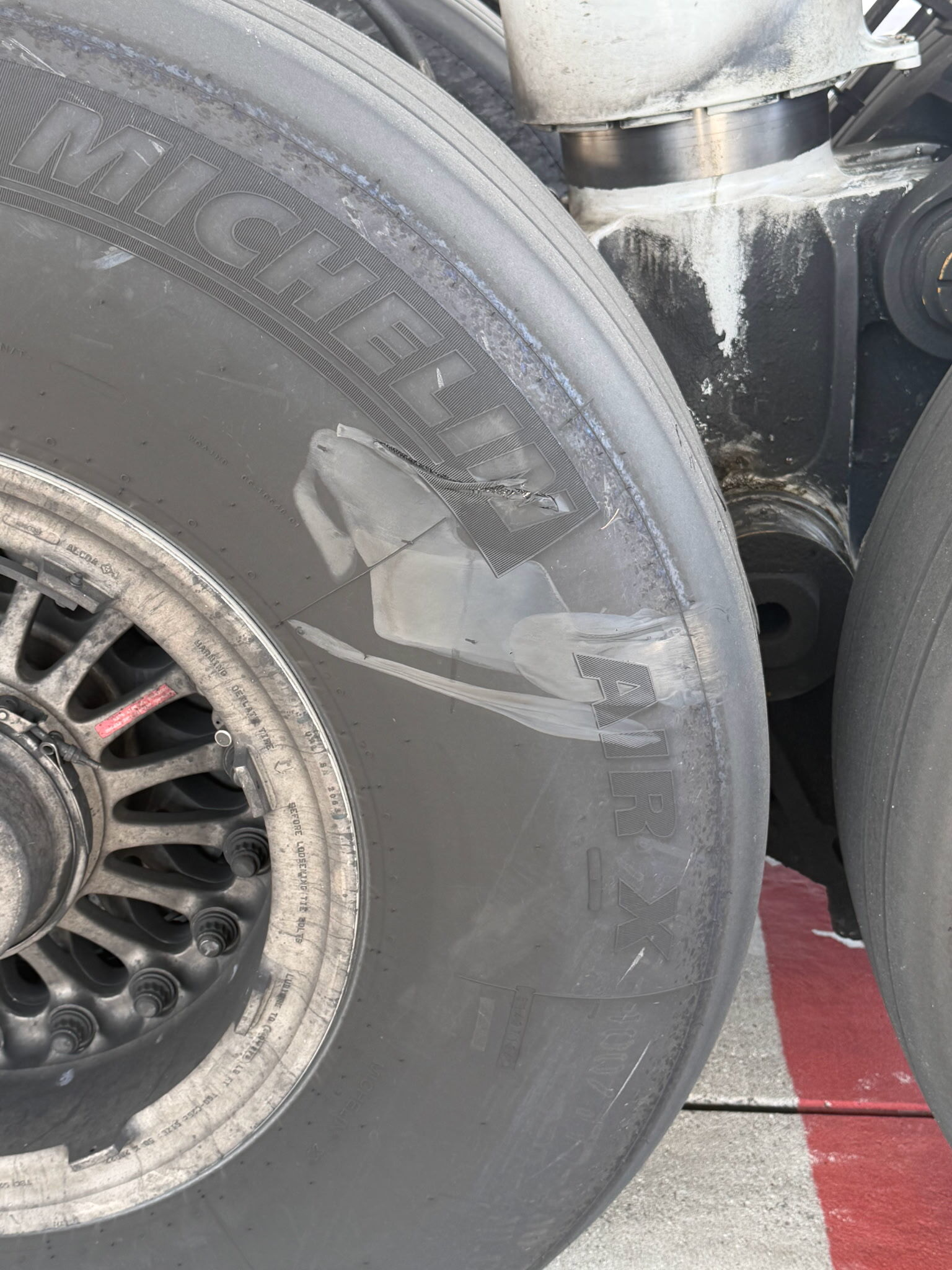 Video shows United flight hit truck on NJ Turnpike – NBC New York